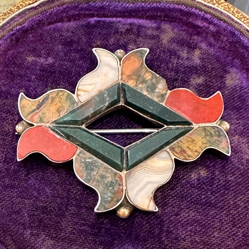 Scottish agate, jasper and bloodstone brooch, circa 1890 | Karen Deakin ...